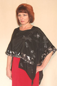 Manya Vee Selects: The Wearable Art of Pam Wells