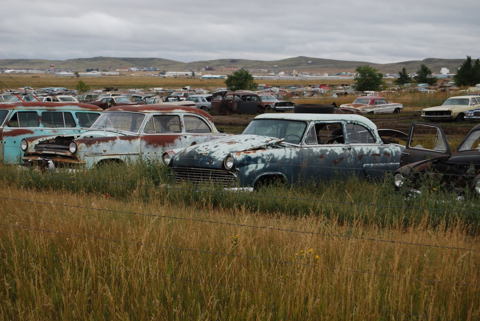 Life in Fort Yates, North Dakota: Rapid City, SD - "Vintage Car" Graveyard