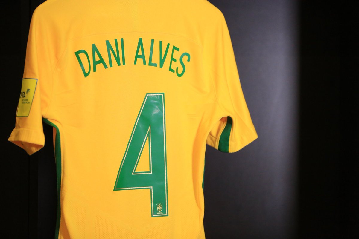 Dani Alves Switches Shirt Number - Footy Headlines