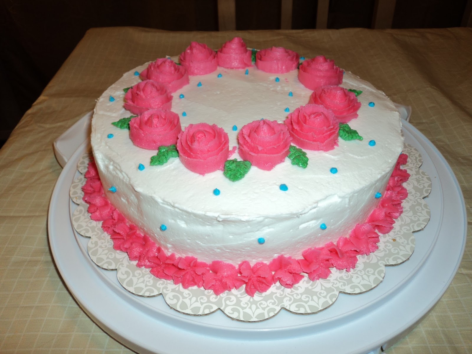 C9 Bakery: My First Wilton Cake