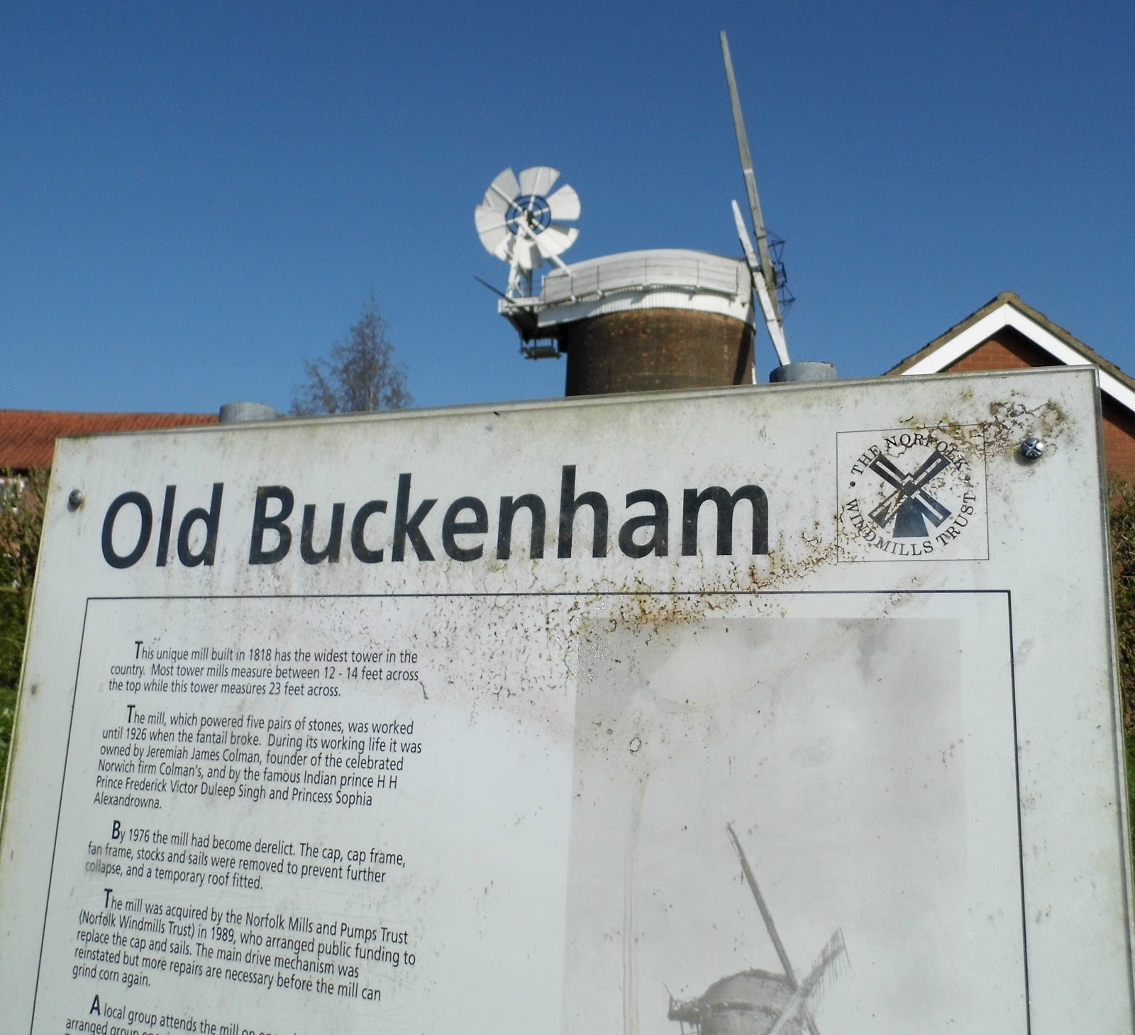 Old Buckenham blog: Old Buckenham windmill