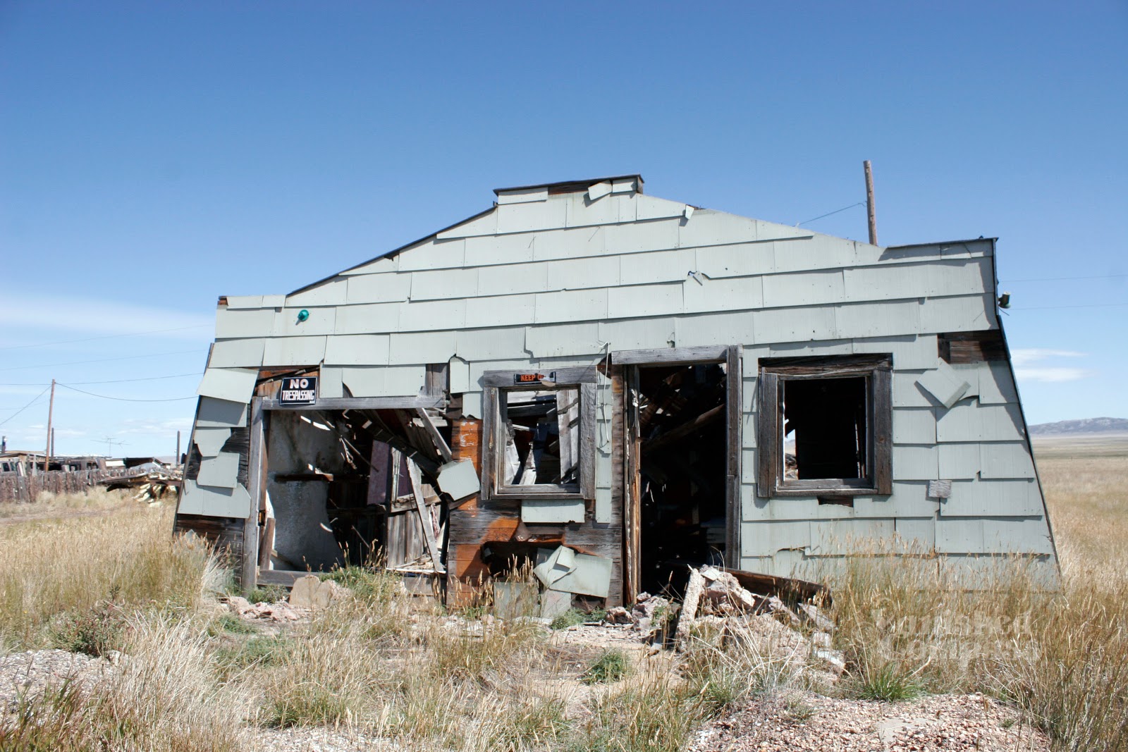 Vanished Compass: ghost towns of wyoming