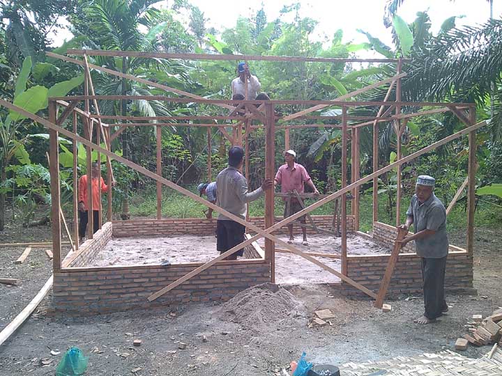 BEDAH RUMAH KE-23 RUMAH BUTET DESA BANGUN SARI ~ SEDEKAH 17 BERBAGI ITU ...