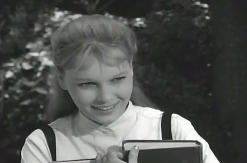 Constance Mackenzie's Instagram, Twitter & Facebook on IDCrawl