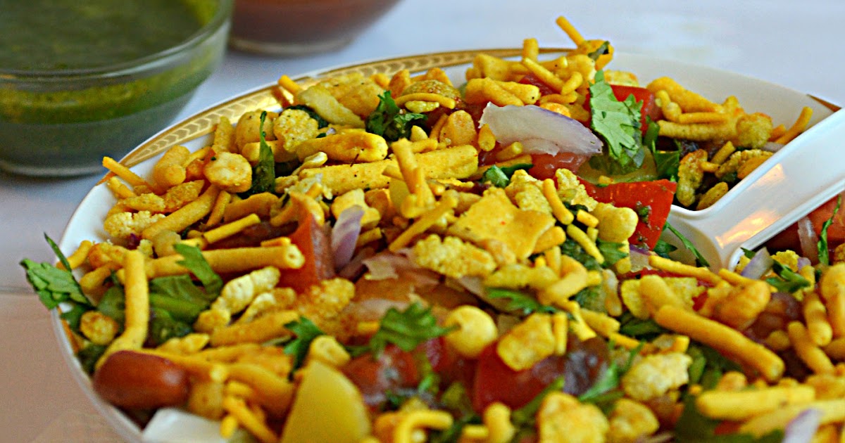 How to make Sev Puri ? / Sev Papdi Chat / Easy Chat Recipes