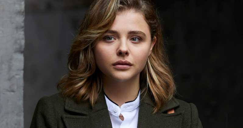 SNEAK PEEK : Chloë Grace Moretz In "Greta"