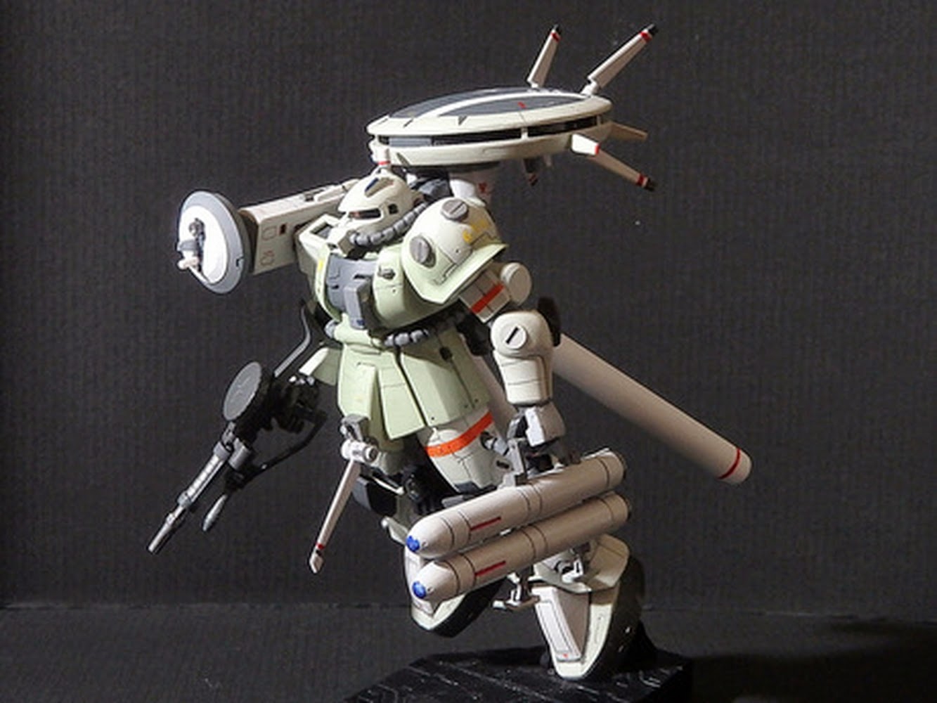 Custom Build: 1/144 MS-06 EWAC Zaku II