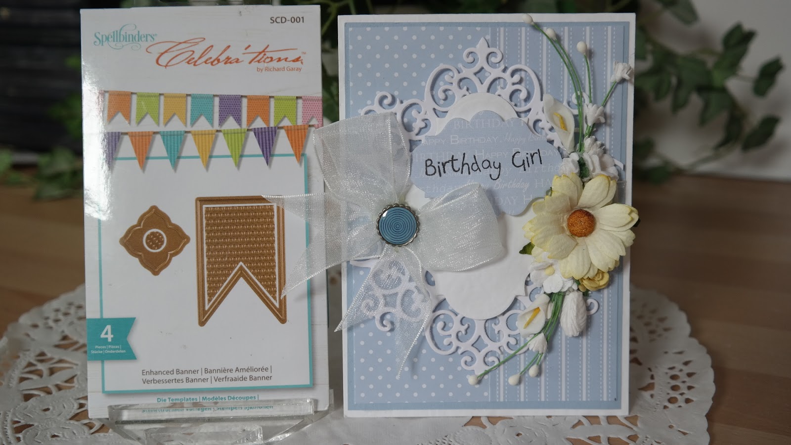 Flowers, Ribbons and Pearls: Friday Freebie - Card & Die 5