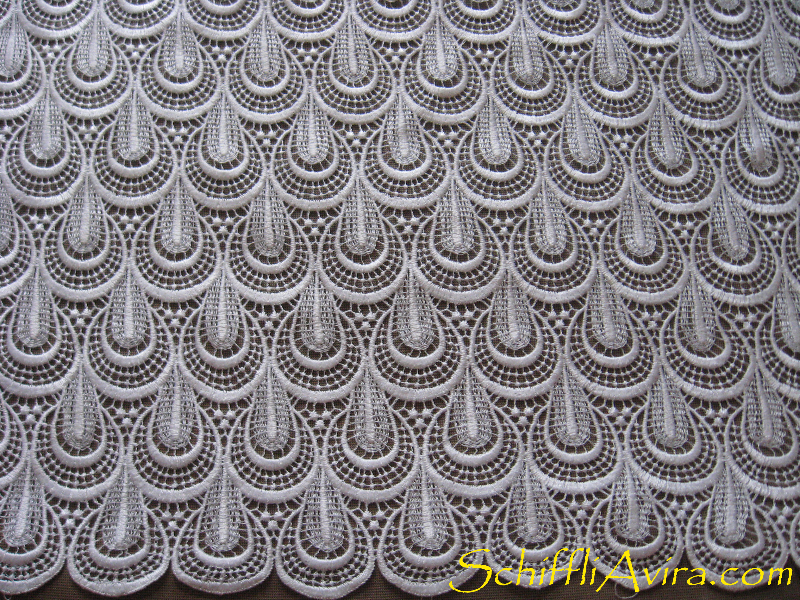 Schiffli Embroidery Cloth and GPO Lace