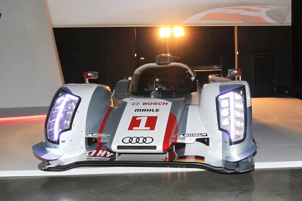 Audi Newz: Audi dévoile les R18 Ultra et R18 e-tron Quattro (+Photos Live)