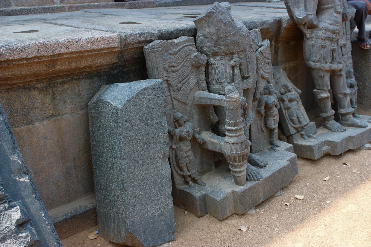 Journeys across Karnataka: Kush Mahal ~ Shitab Khan Mahal, Warangal Fort