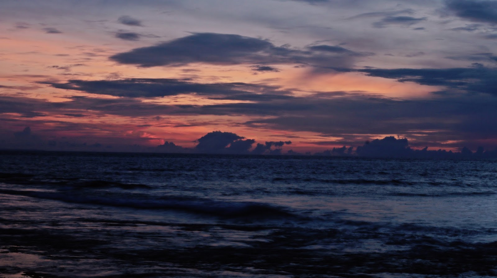 TravelWithShark: Sunset ~ Pagudpud