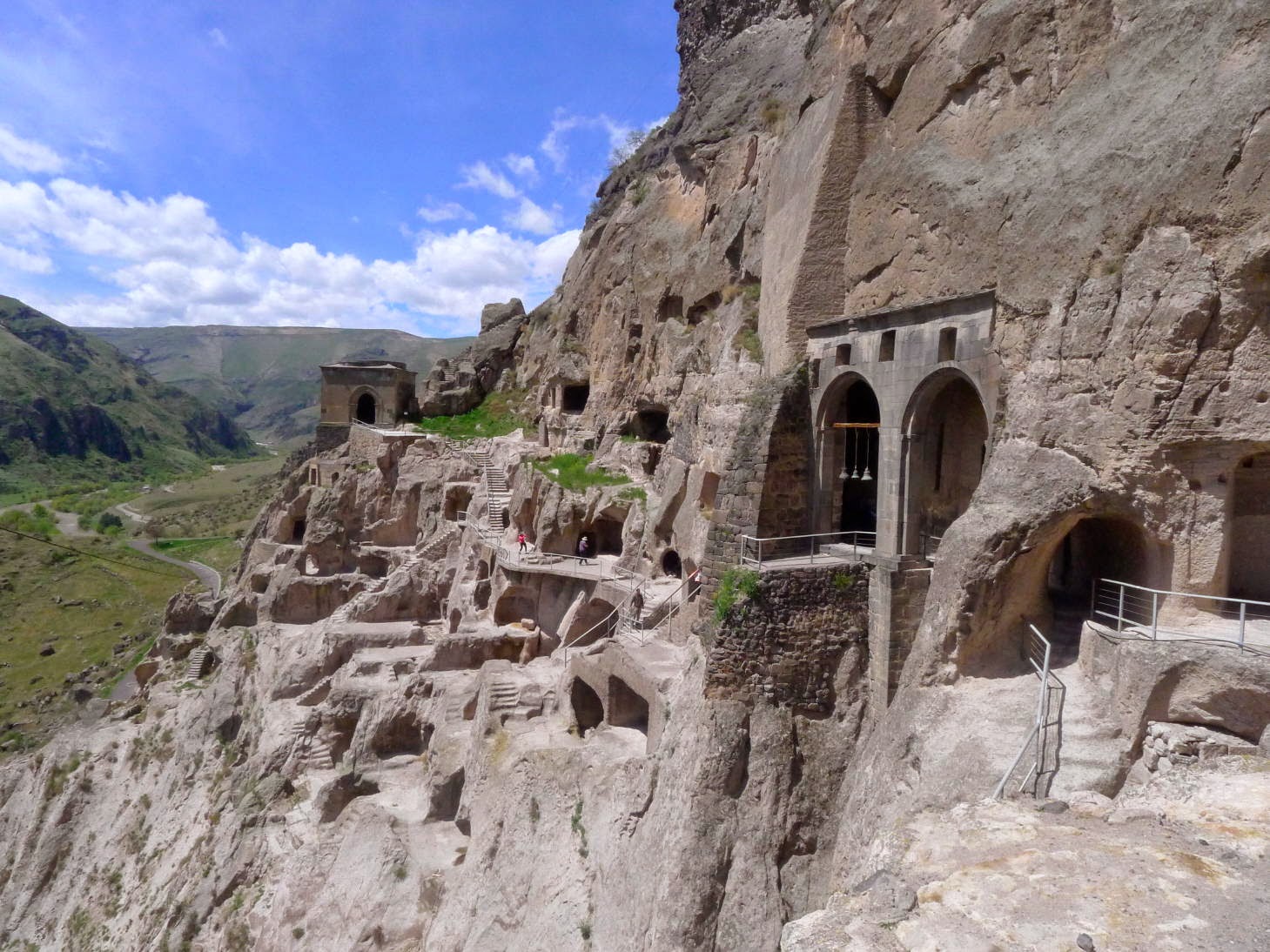 Slow Camper : Monasteries R Us - Armenia