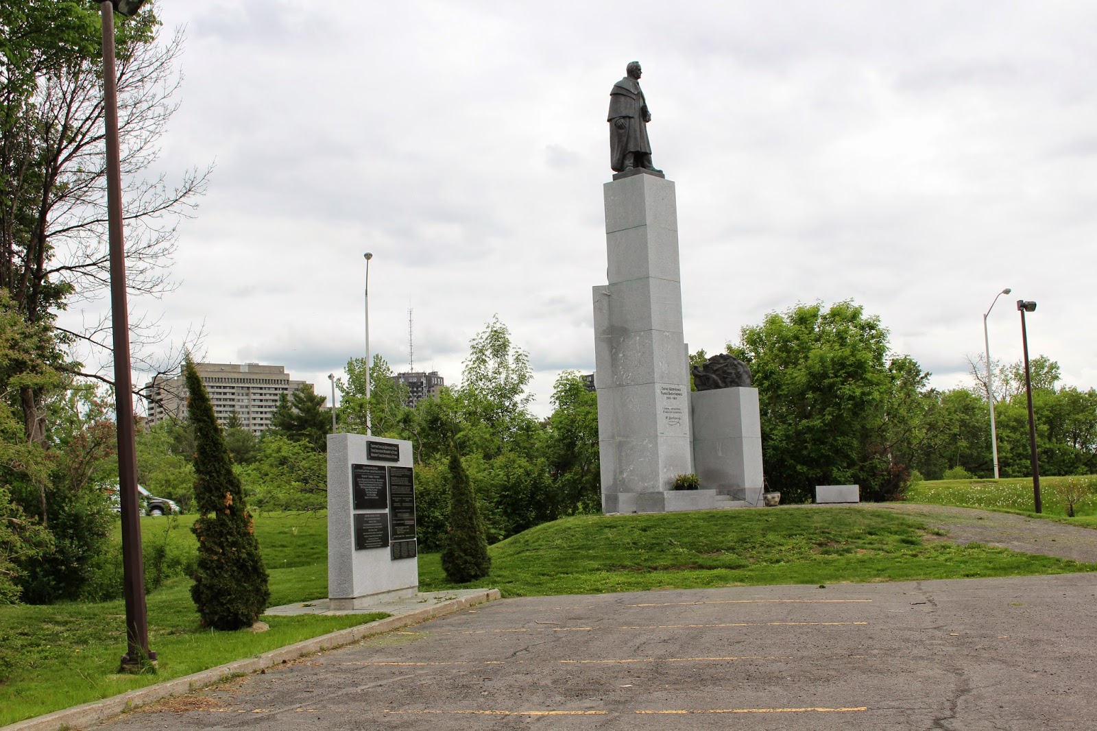 Memorials in Ottawa: Taras Shevchenko Monument