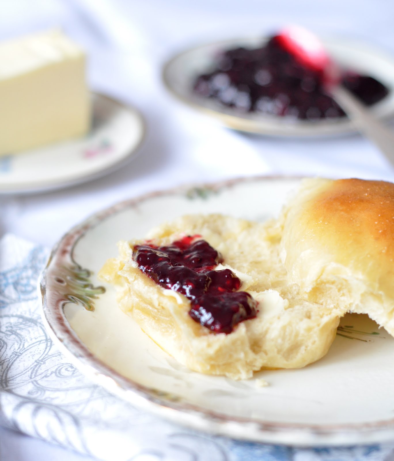 agata's kitchen: Sensational butter buns