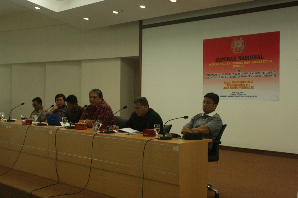 FORUM KAJIAN HUKUM DAN KONSTITUSI: Publikasi Kegiatan FKHK