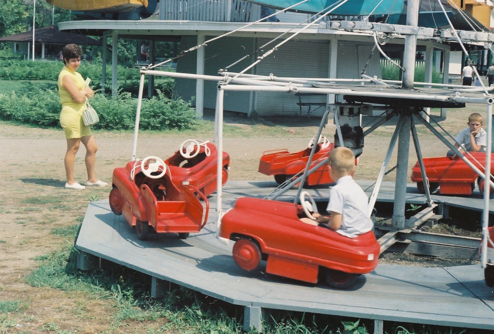 Rock Springs Park: Homemade Rides