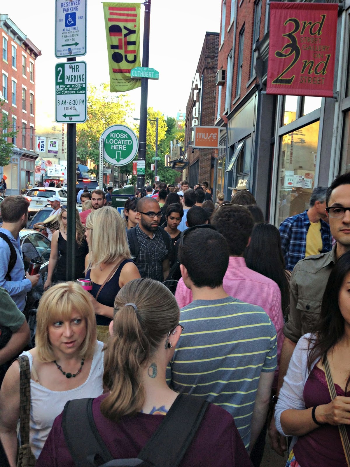 Scenes from Philadelphia: First Friday! - My Mini Adventurer