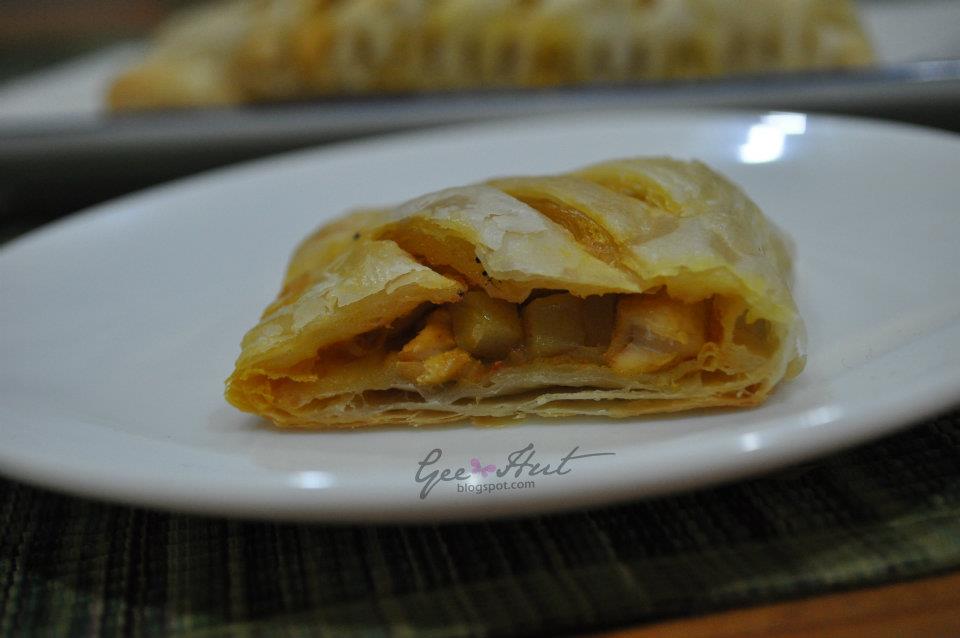 GeeHut: Puff inti karipap