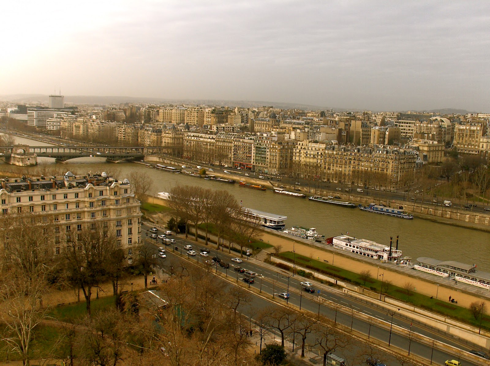 danielle abroad: in search of an authentic paris