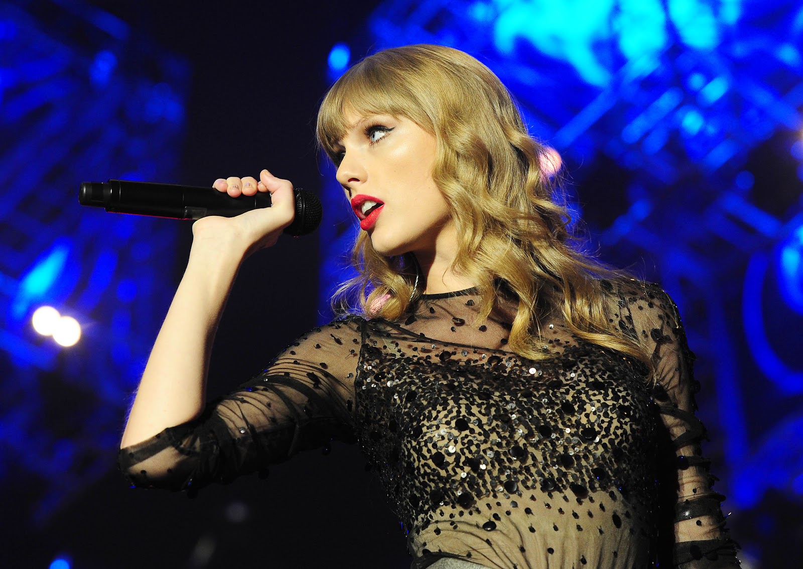 Female Singers: Taylor Swift pictures gallery (31)