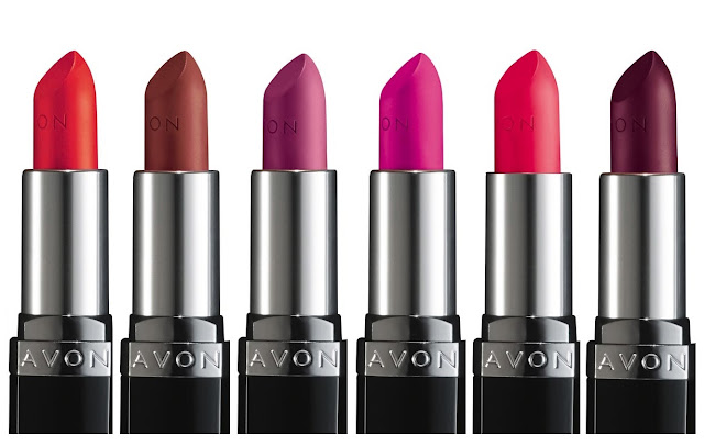 Avon apresenta 6 novas cores dos batons Ultramatte | À vontade Blog ...