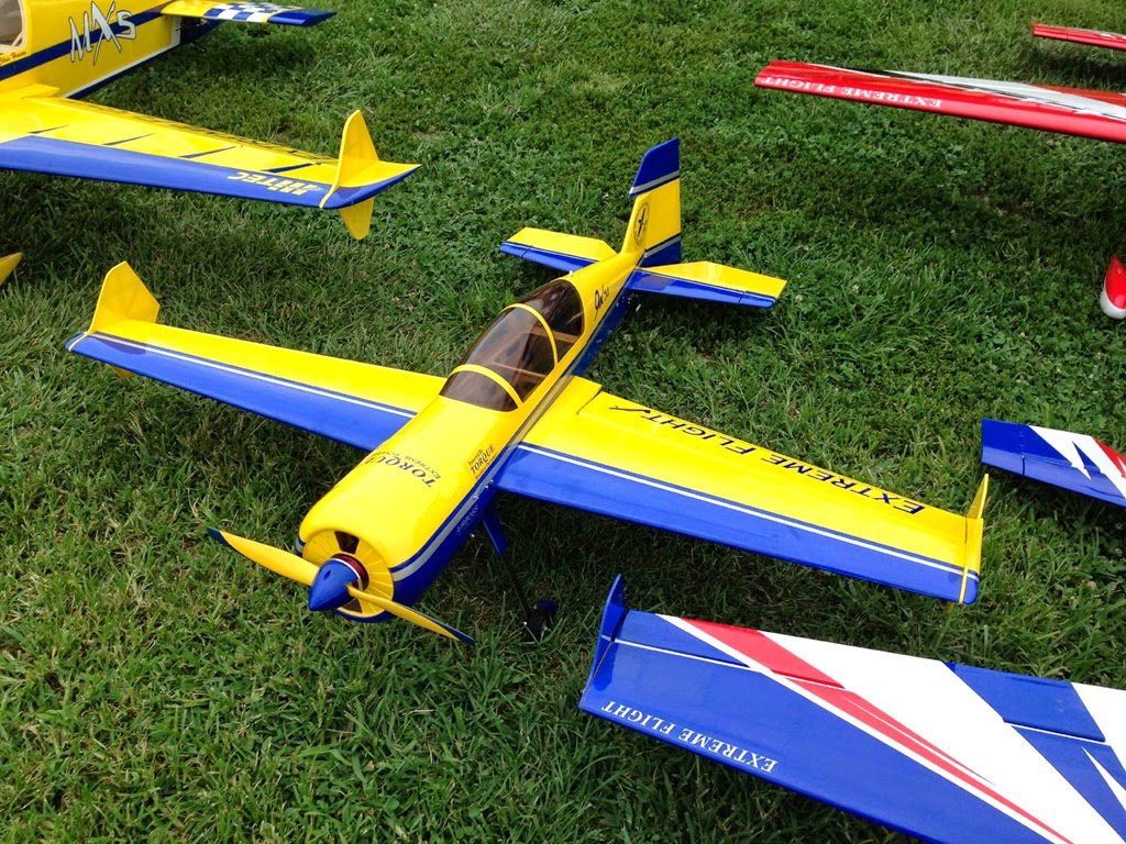 Extreme Aviation: Extreme Flight 60" Yak EXP__First Look