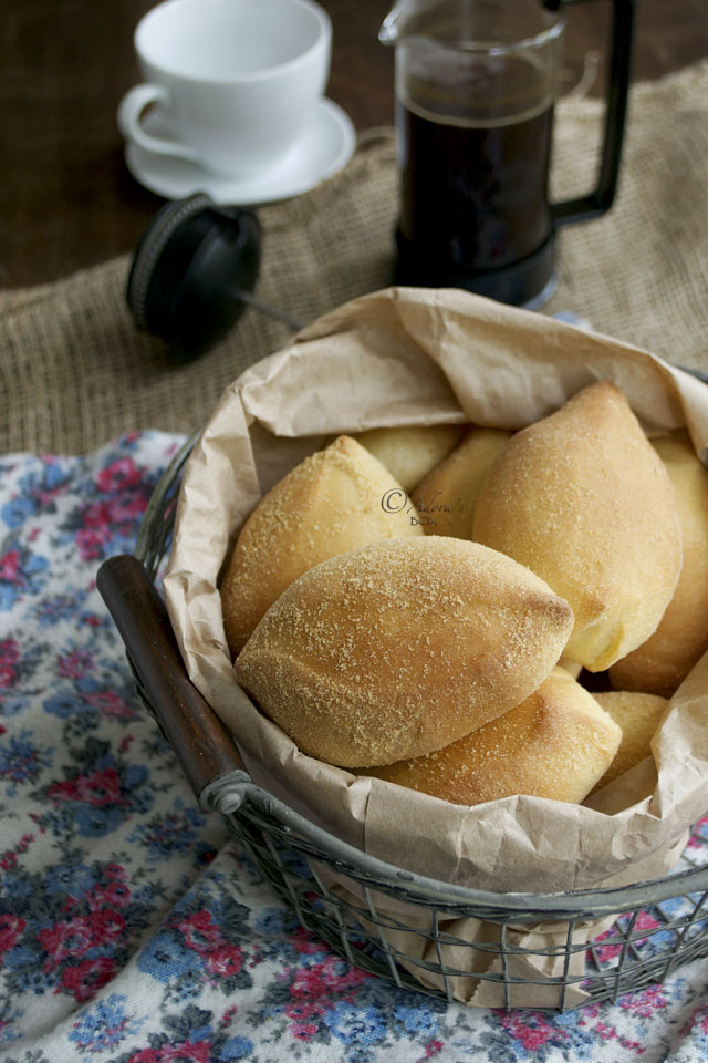 Adora's Box: PAN DE SAL