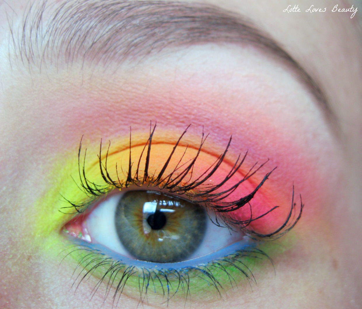 Drie looks met het Sleek Acid palette - Liefs, Lotte