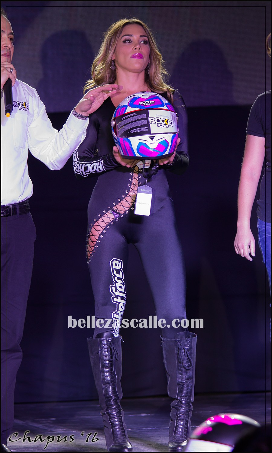 Imagenes de mujeres sexys con ropa entallada | Mujeres bellas en la calle