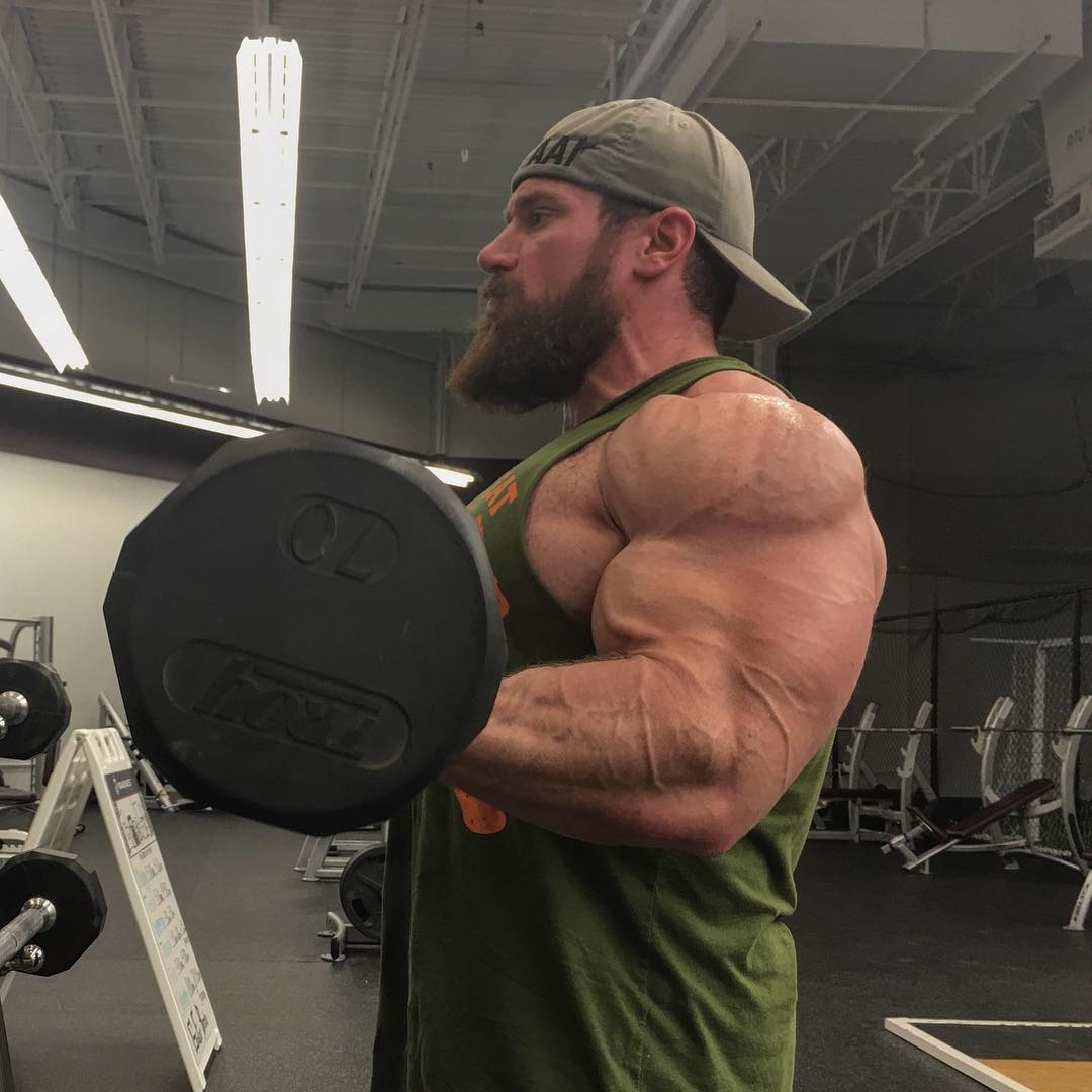 Muscle Lover: American IFBB Pro bodybuilder Seth Feroce