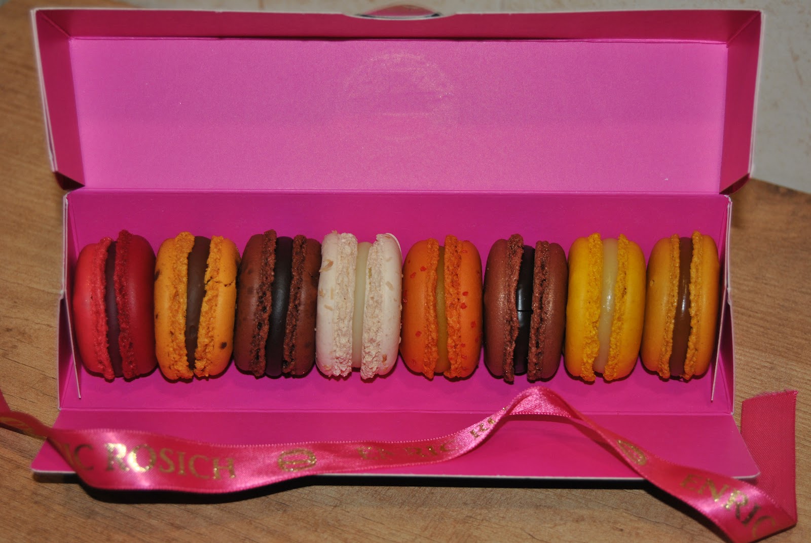CON LA BARRIGUITA LLENA: Macarons de Enric Rosich (regalito!!!!!)