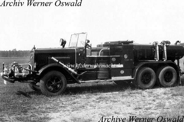 FalkeEins - the Luftwaffe blog: Luftwaffe hangars, shelters and ...