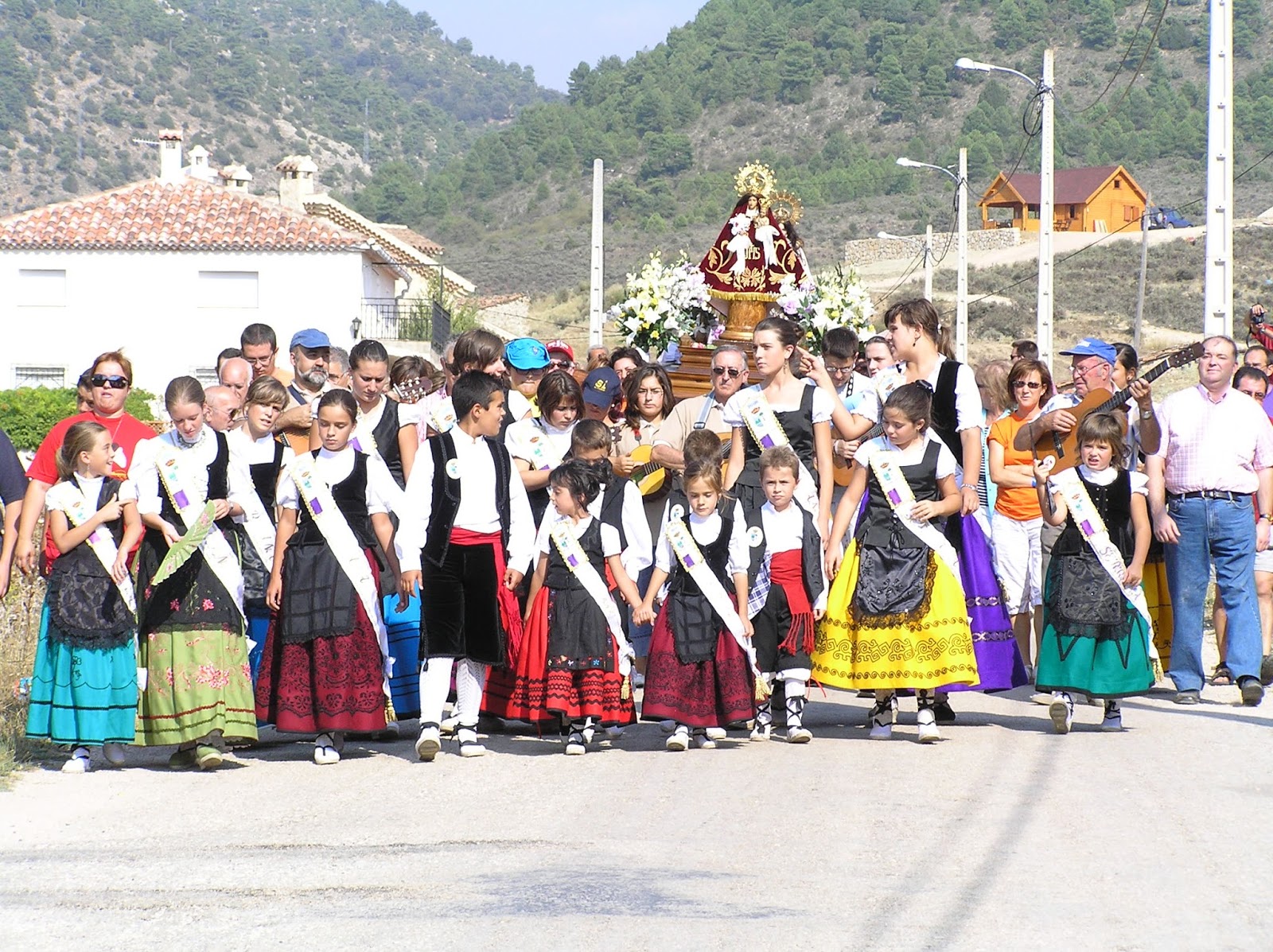 FolkCostume&Embroidery: Overview of the costumes of Spain - 2 The South