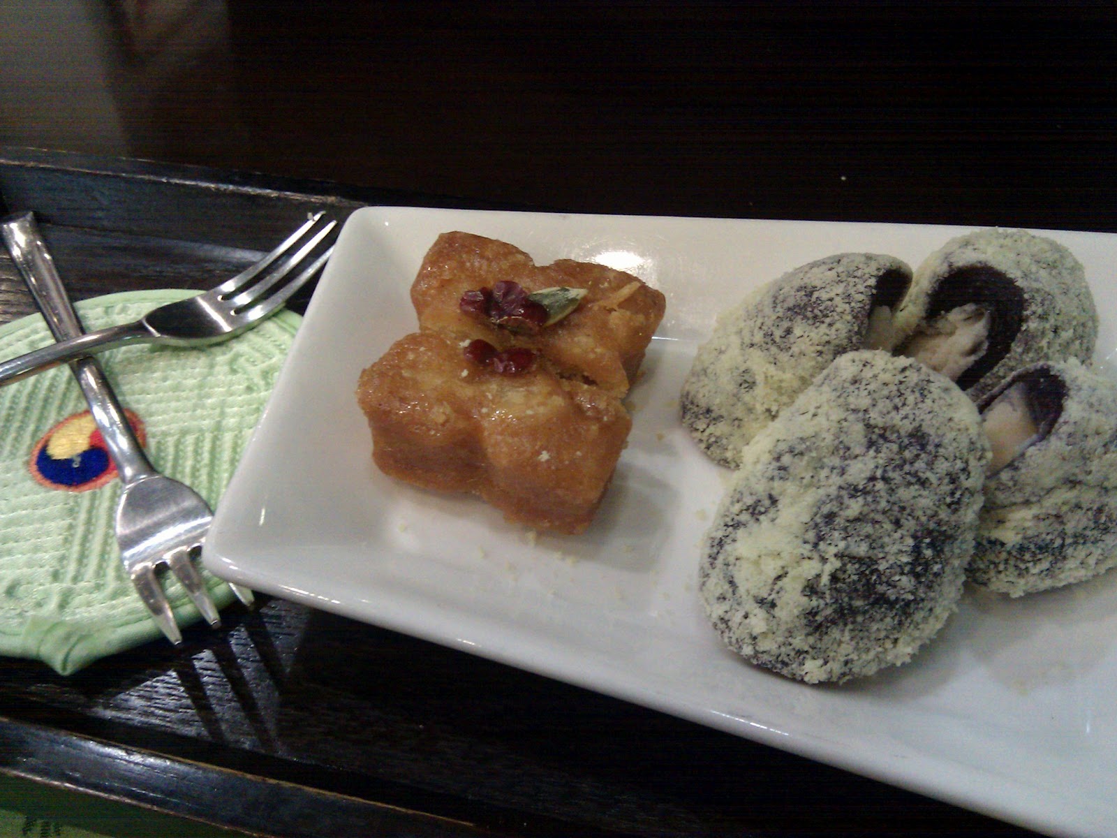 Korea.Amigo: TTEOK, RICE-CAKE Cafe In Seoul