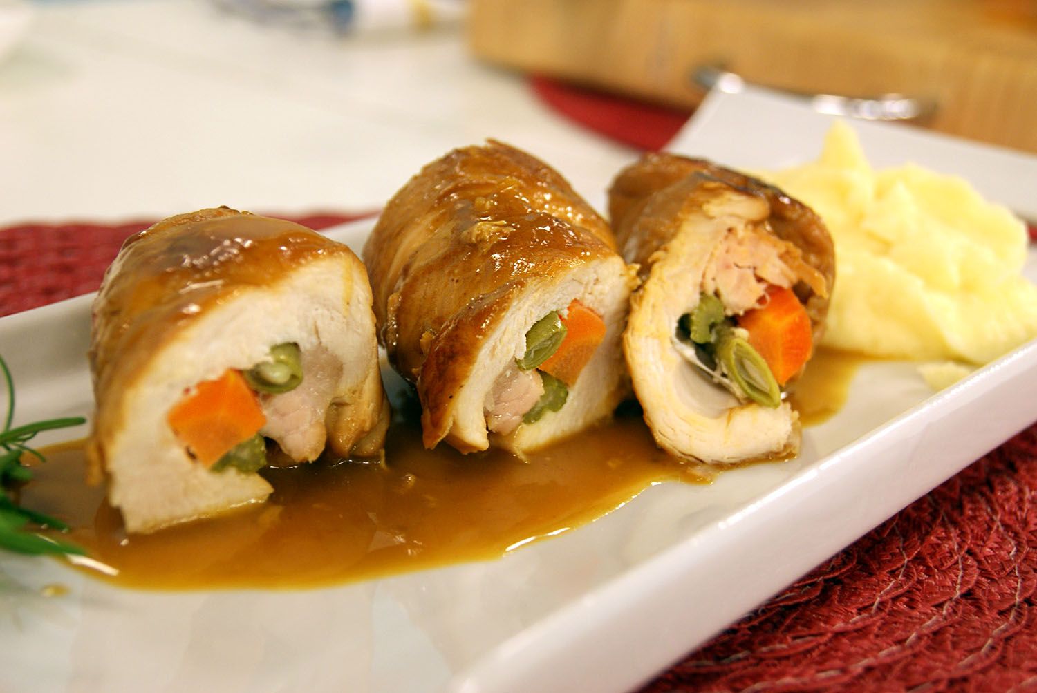 CHEFE DA COZINHA: COMO FAZER BIFE A ROLÊ DE FRANGO