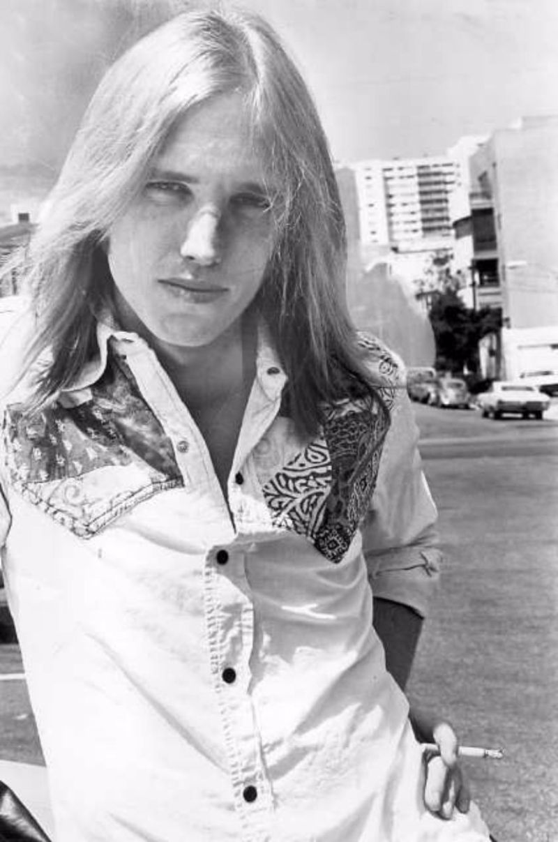 Rest In Peace Tom Petty! Here Are 20 Fascinating Photos of the Frontman ...