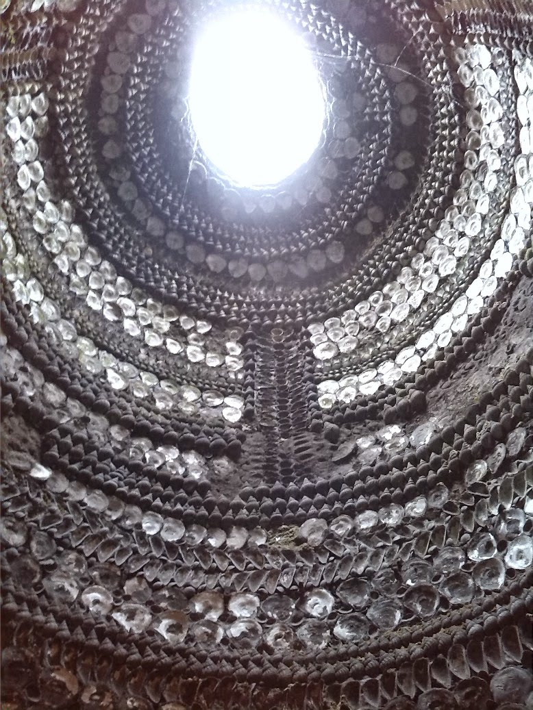 Britain: The Mysterious Shell Grotto of Margate