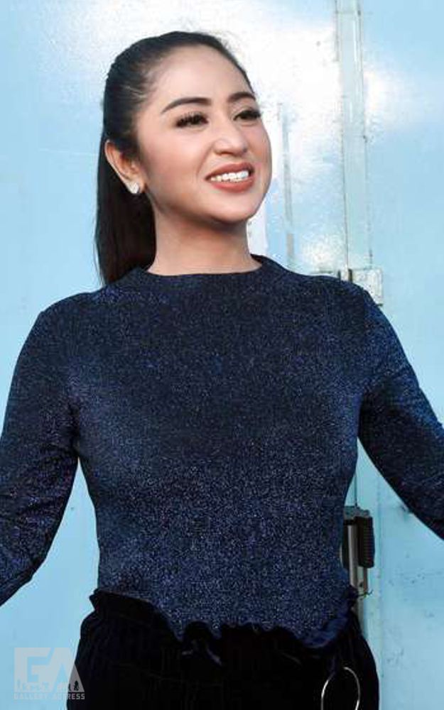 Gallery Photo Dewi Persik Hd Terbaru Republic Renger Cantik