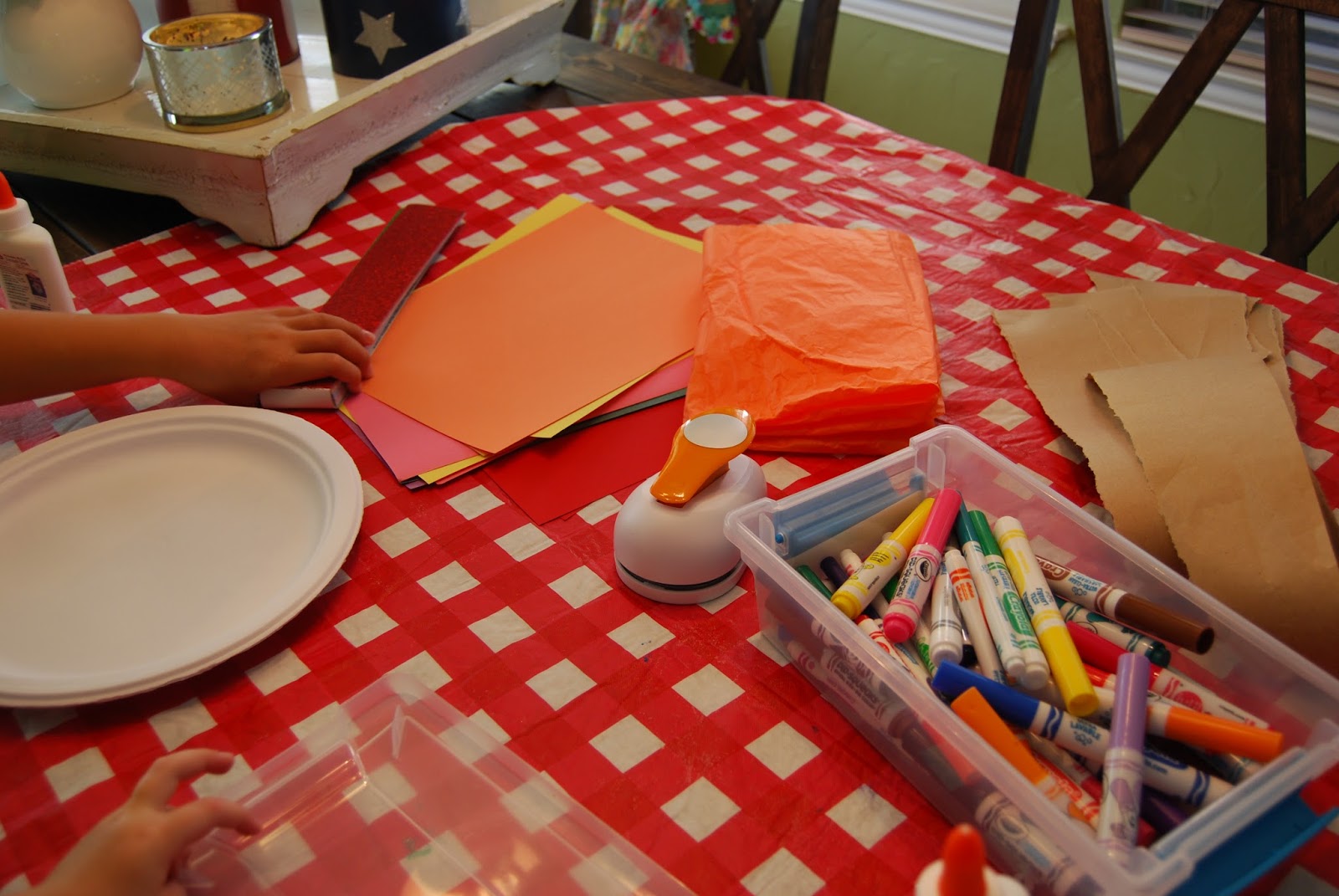 Momfessionals: Family Book Club - Secret Pizza Party