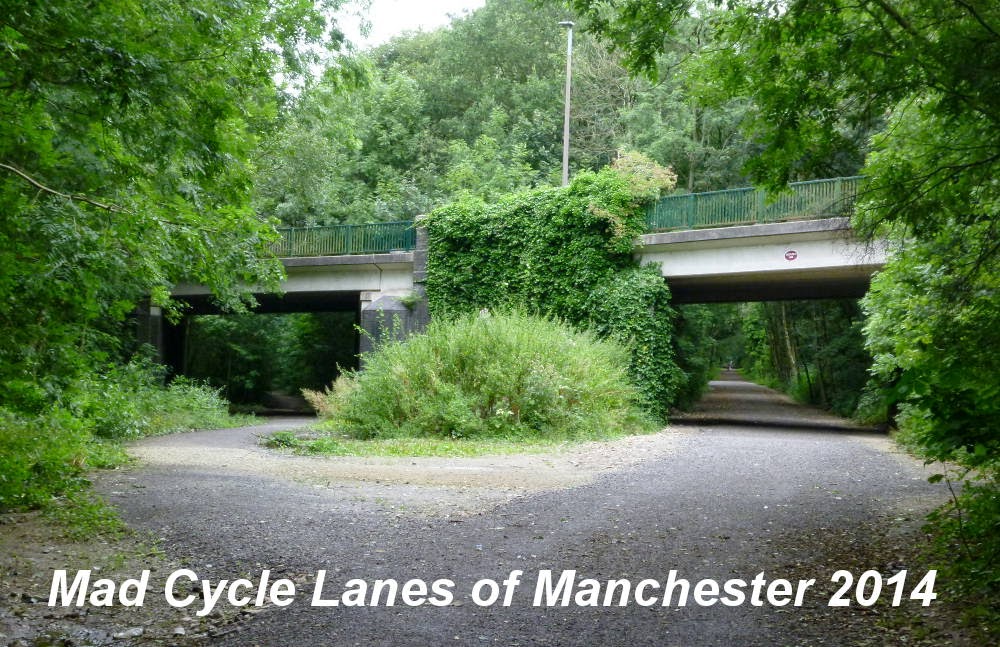 Mad Cycle Lanes of Manchester: Roe Green Loopline 1, Roe Green to Walkden