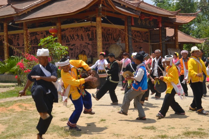 The Tea Horse Caravan: The Bulang and the Tea Spirit