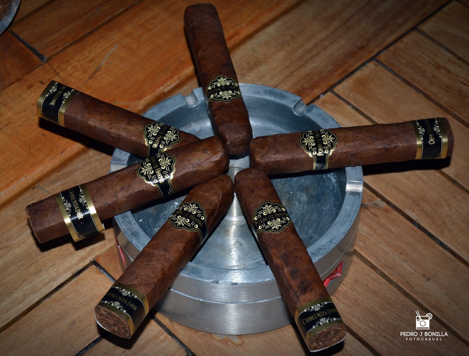 Smoking 7: La Cata al Puros De Hostos Comendador 20-20 Box Pressed