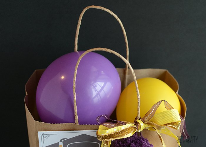 She's Crafty: Graduation Gift- money balloons