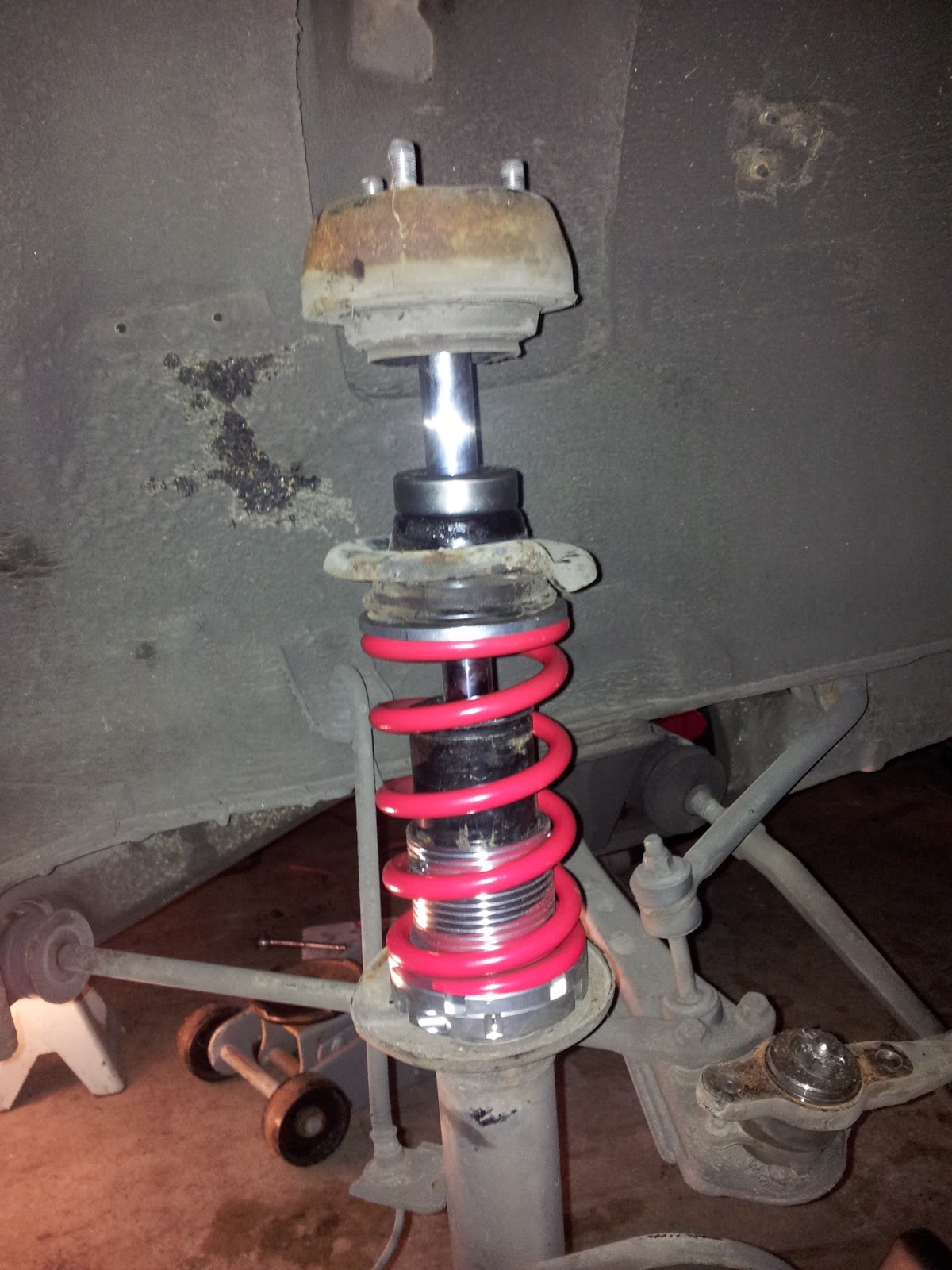 1976 Datsun 280z restoration project: Coilovers!