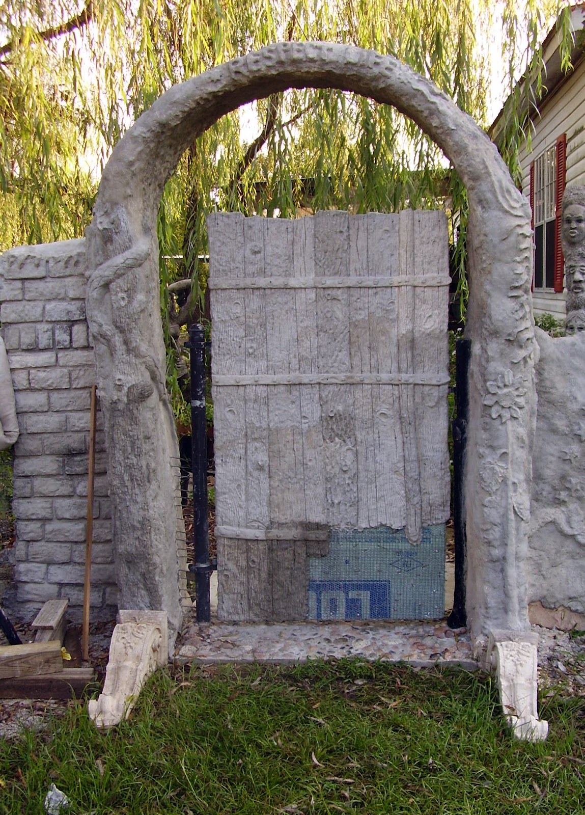 Vermiculite Concrete Gate 5