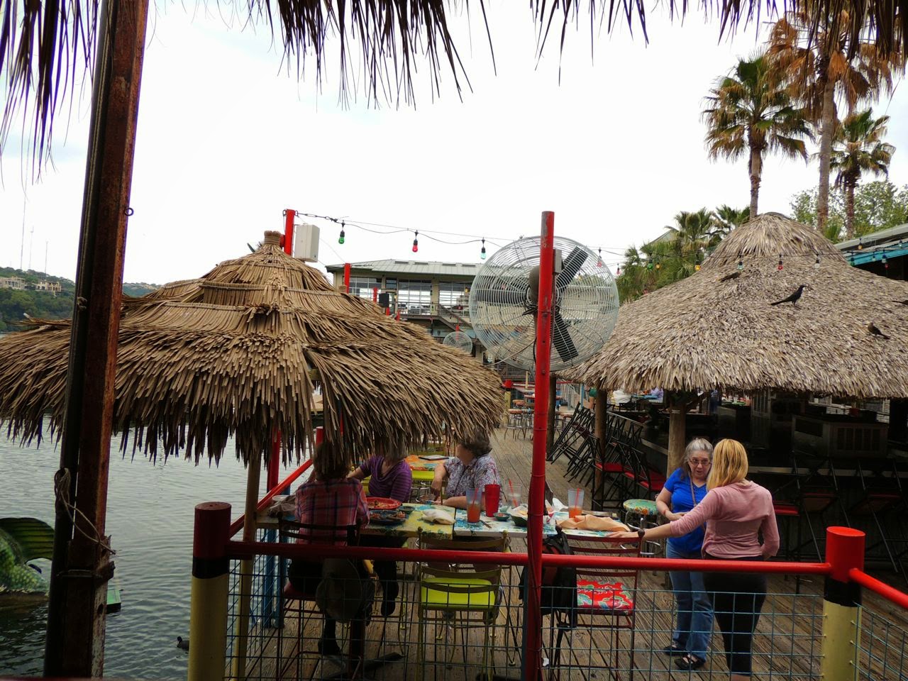 Eat Drink And Be Me: Hula Hut