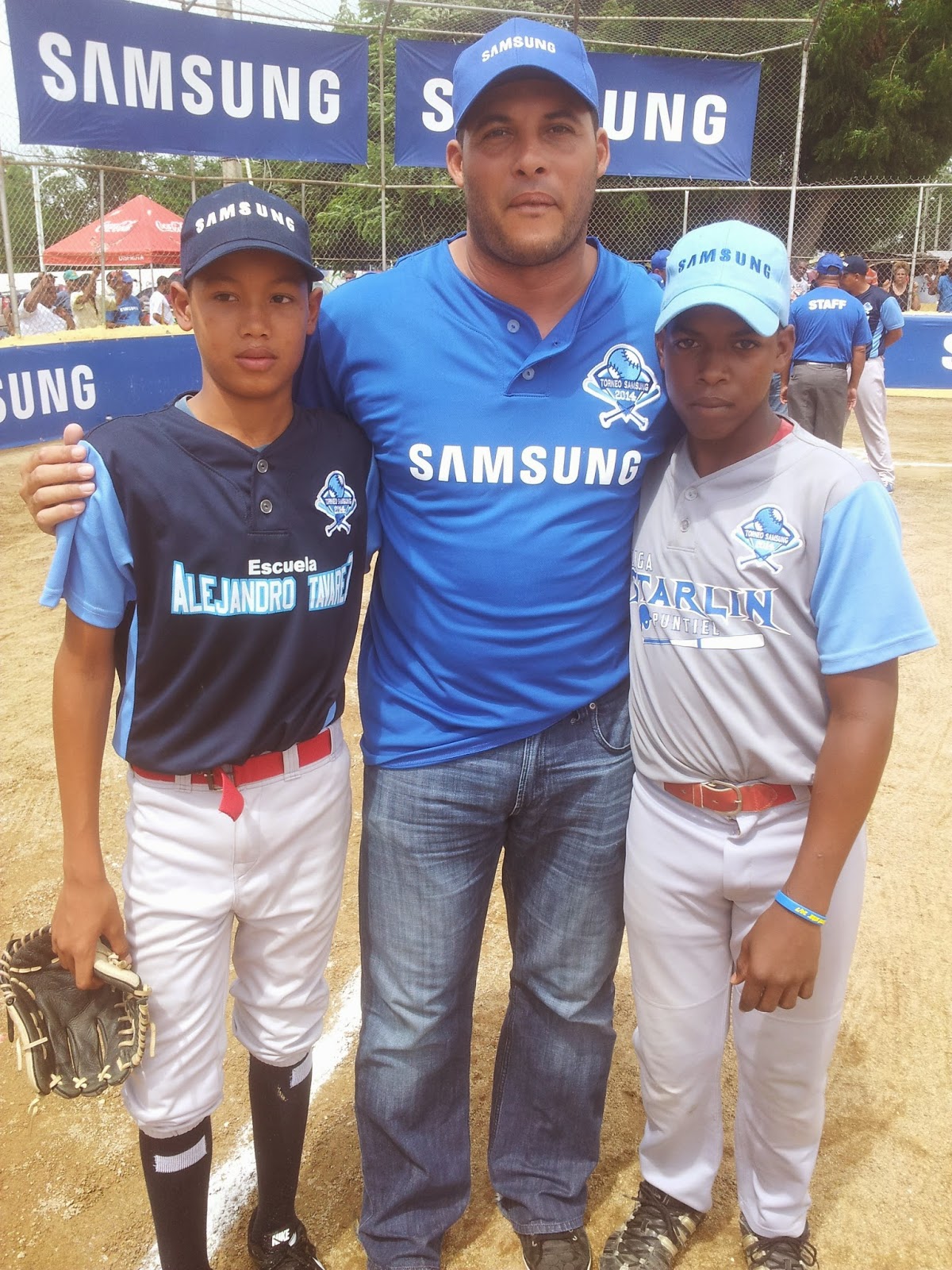 LO QUE PASO HOY: ALEJANDRO TAVAREZ CAMPEON BEISBOL SAMSUNG SANTIAGO2482014