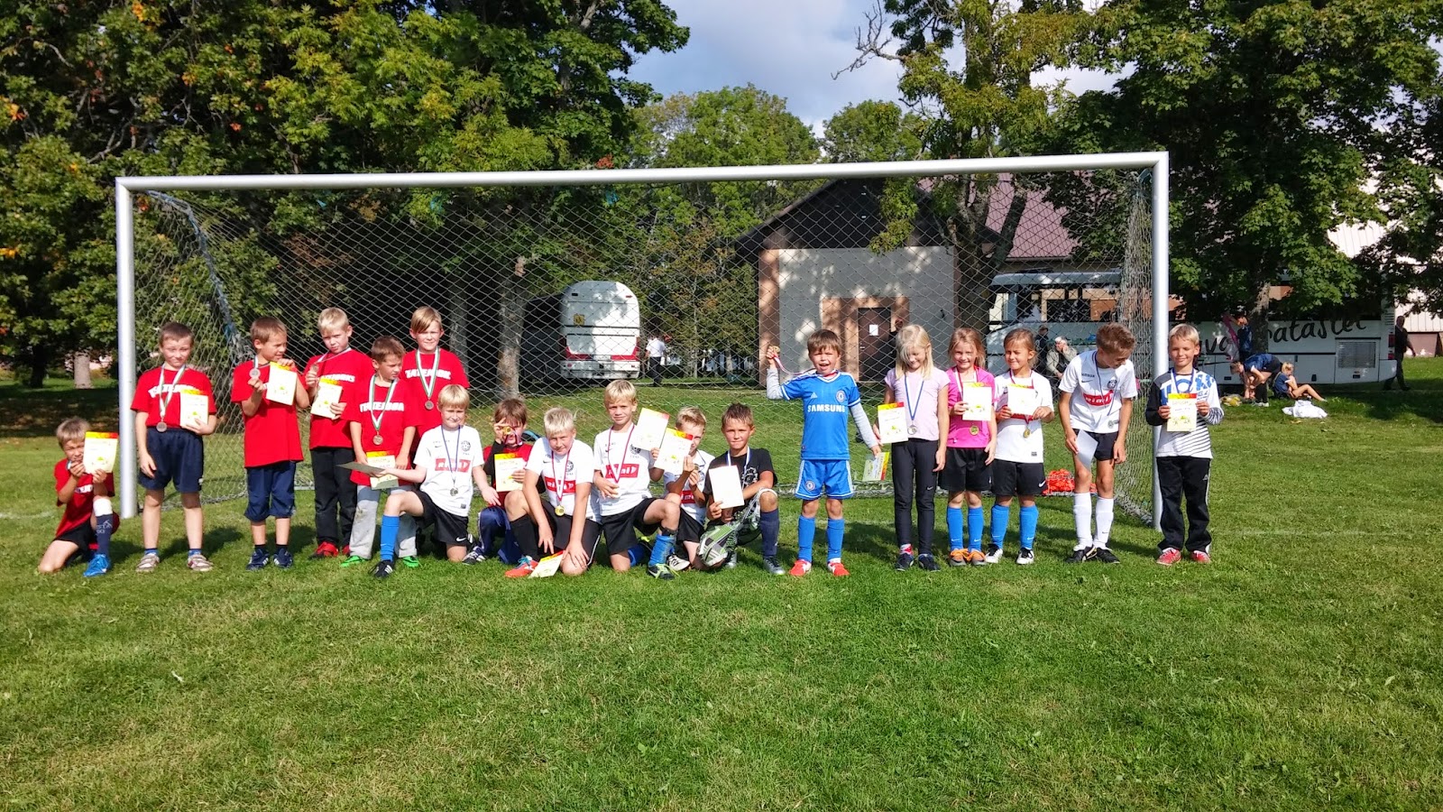 Hiiumaa spordiblogi: Jalgpall