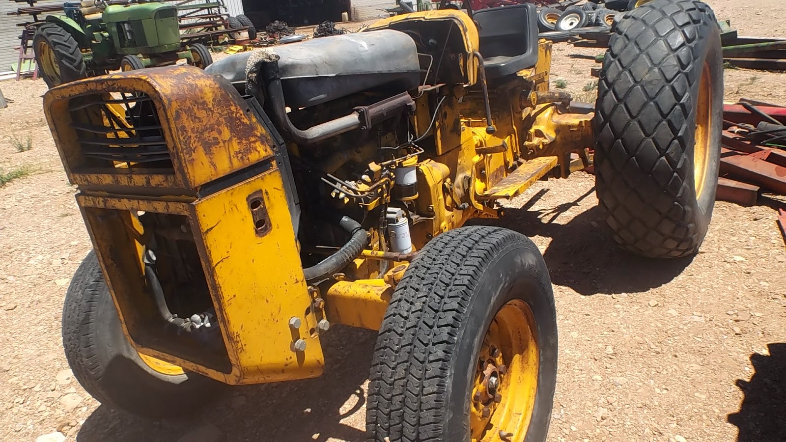 MAQUINARIA AGRICOLA INDUSTRIAL: Tractor Massey Ferguson 40 Diesel ...